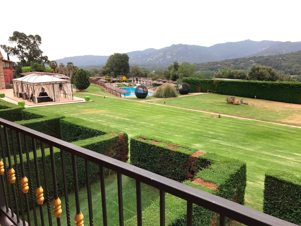 SALLÉS MAS TAPIOLAS, MASIA CATALANA EN PLENA NATURA MEDITERRÀNIA - Guia ...